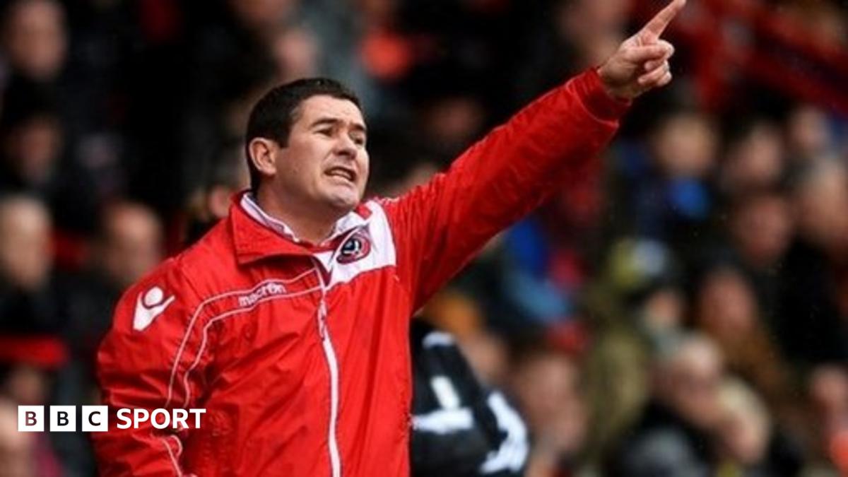 FA Cup: Nigel Clough frustration at referee decisions - BBC Sport