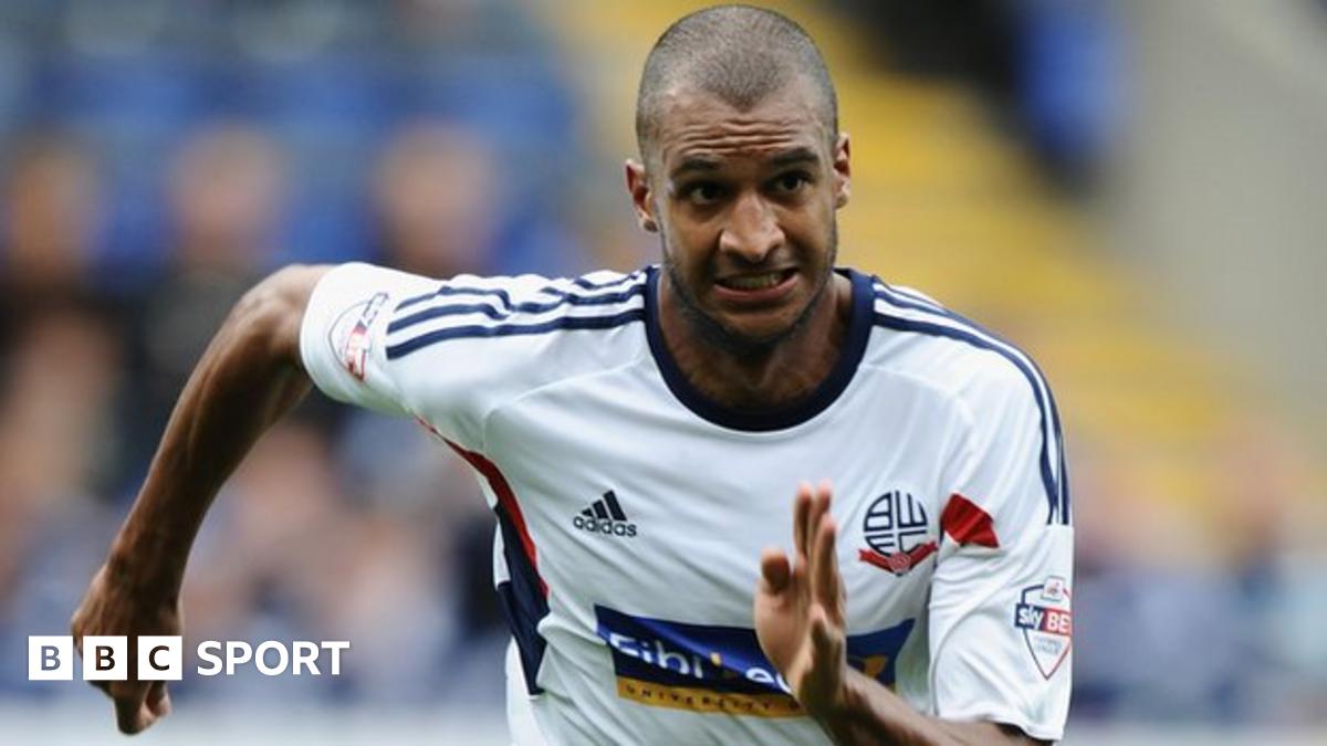 Transfer window: David Ngog moves to Swansea from Bolton - BBC Sport