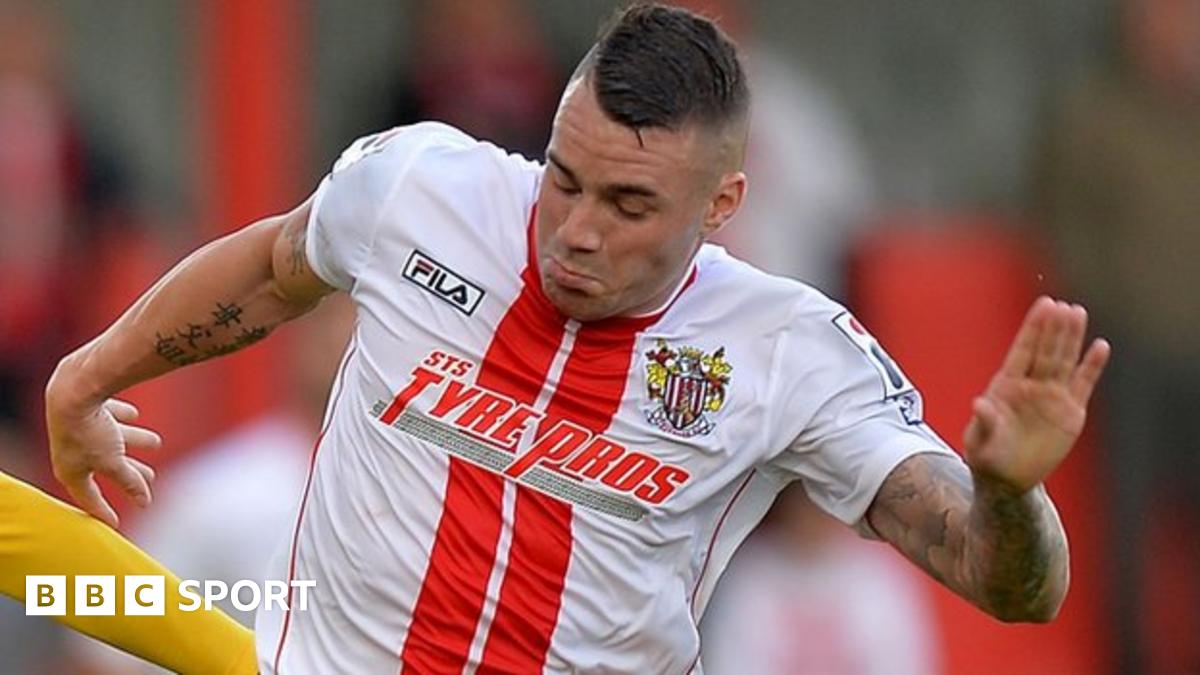James Dunne joins St Johnstone on loan from Stevenage - BBC Sport