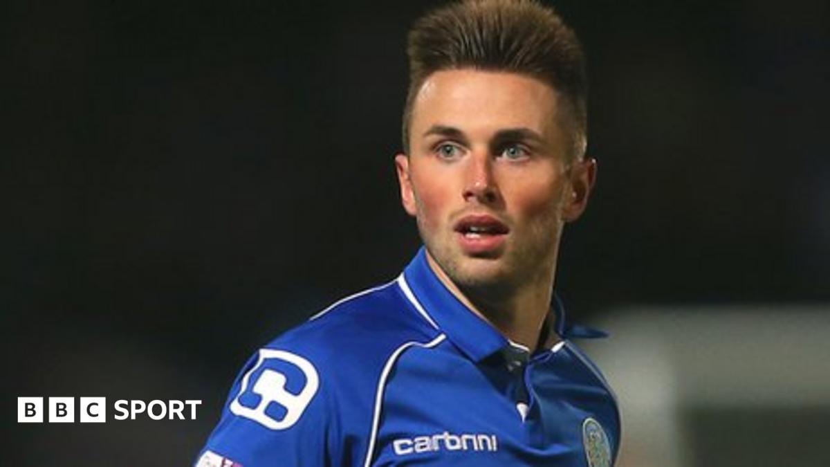 Macclesfield Town keep Chris Holroyd and Danny Whitaker - BBC Sport
