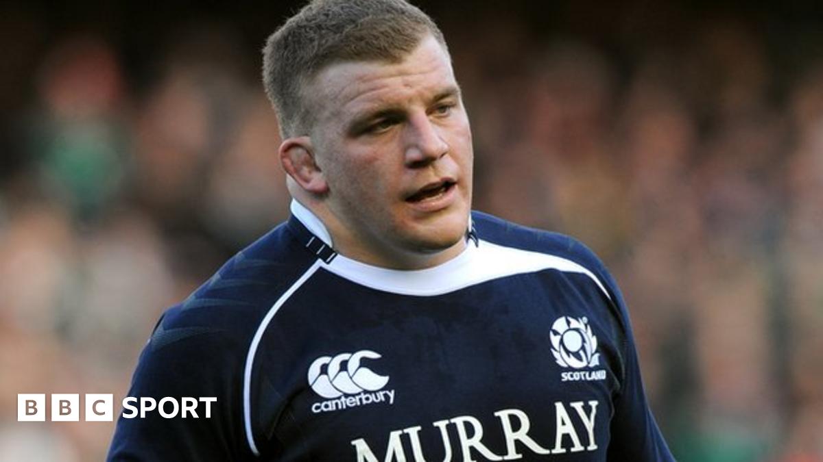 Moray Low: Exeter prop to gain 'plenty more Scotland caps' - BBC Sport