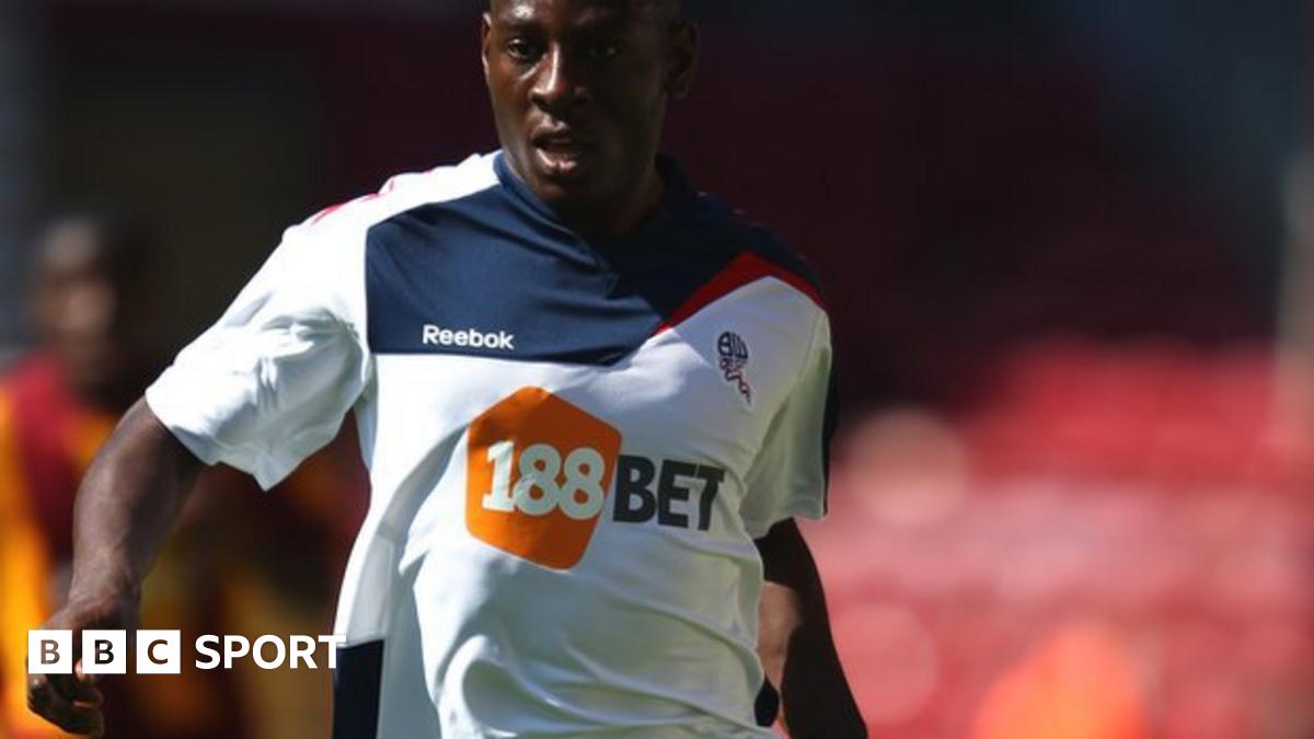 Tope Obadeyi: Plymouth Argyle re-sign Bury forward on loan - BBC Sport