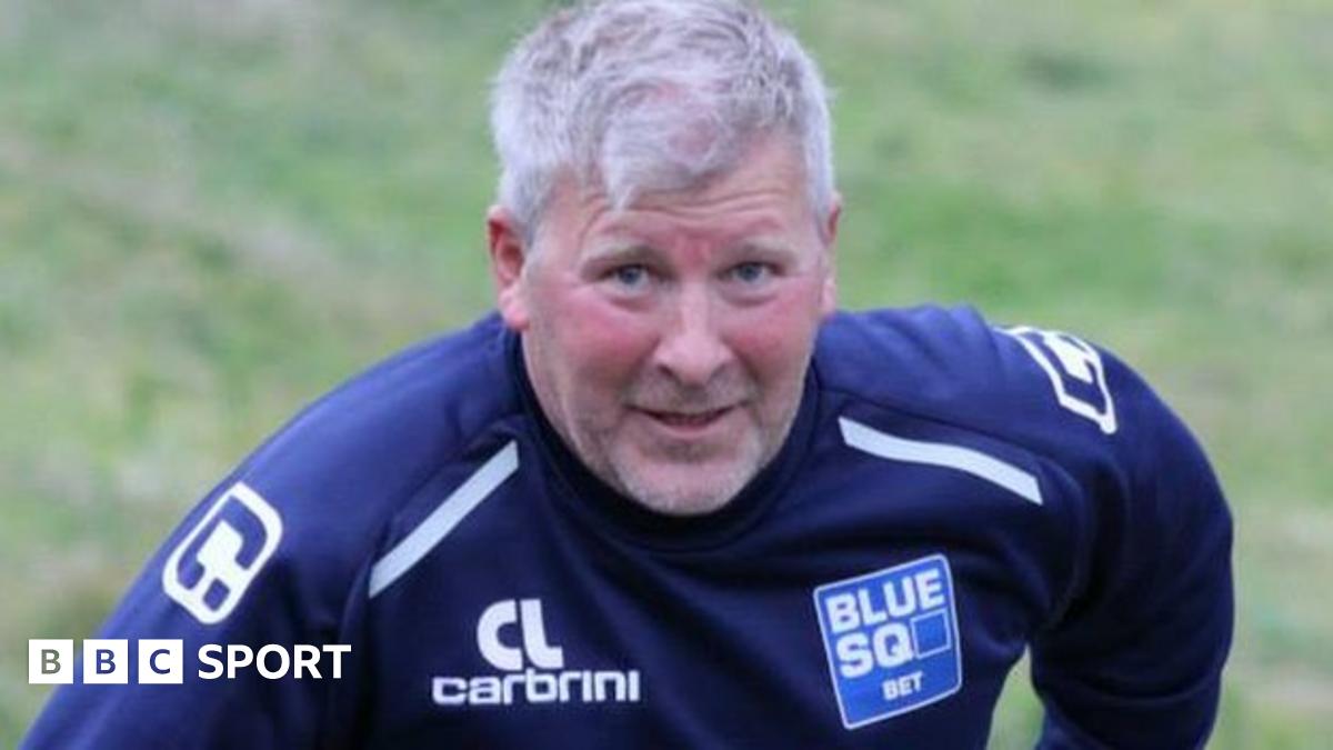 Weston-super-Mare reinstate Craig Laird as manager - BBC Sport