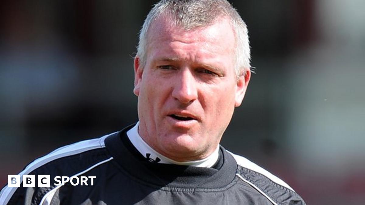 Tim Flowers: Kidderminster boss Gary Whild brings in new coach - BBC Sport