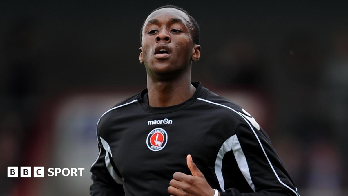 Adebayo Azeez: Charlton striker's loan at Dagenham extended - BBC Sport