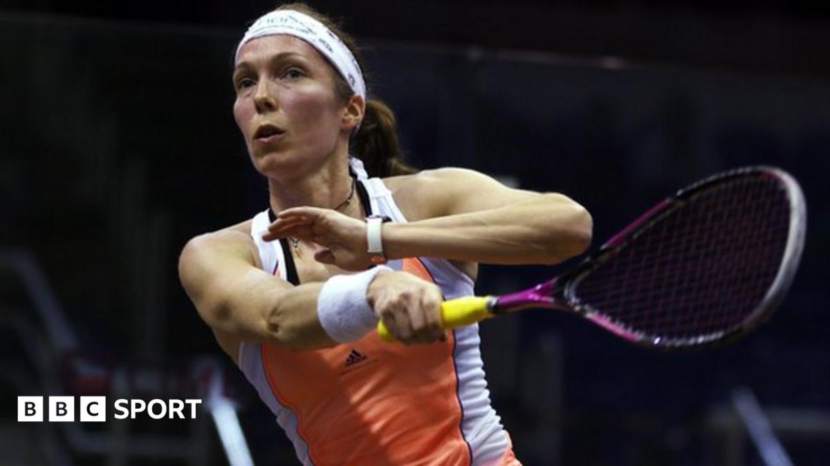 Madeline Perry into quarter-finals at World Championships - BBC Sport