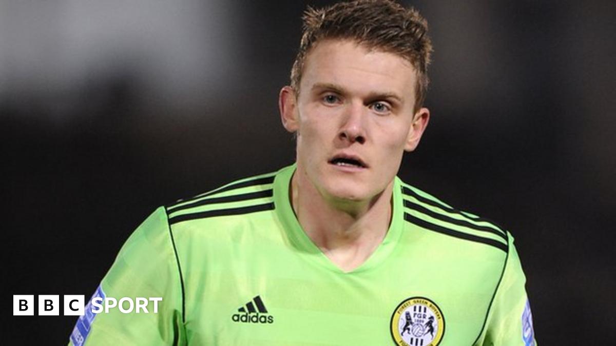Yan Klukowski: Forest Green Rovers want midfielder to stay - BBC Sport