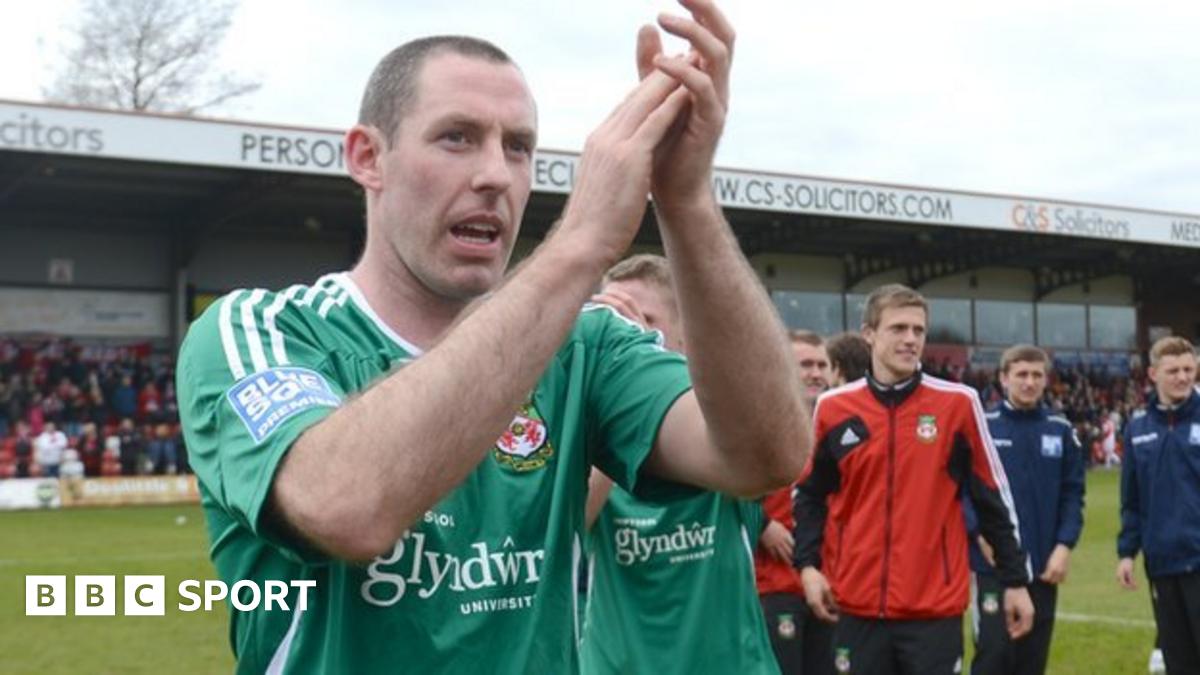 Wrexham: Door still open for Stephen Wright, says Kevin Wilkin - BBC Sport