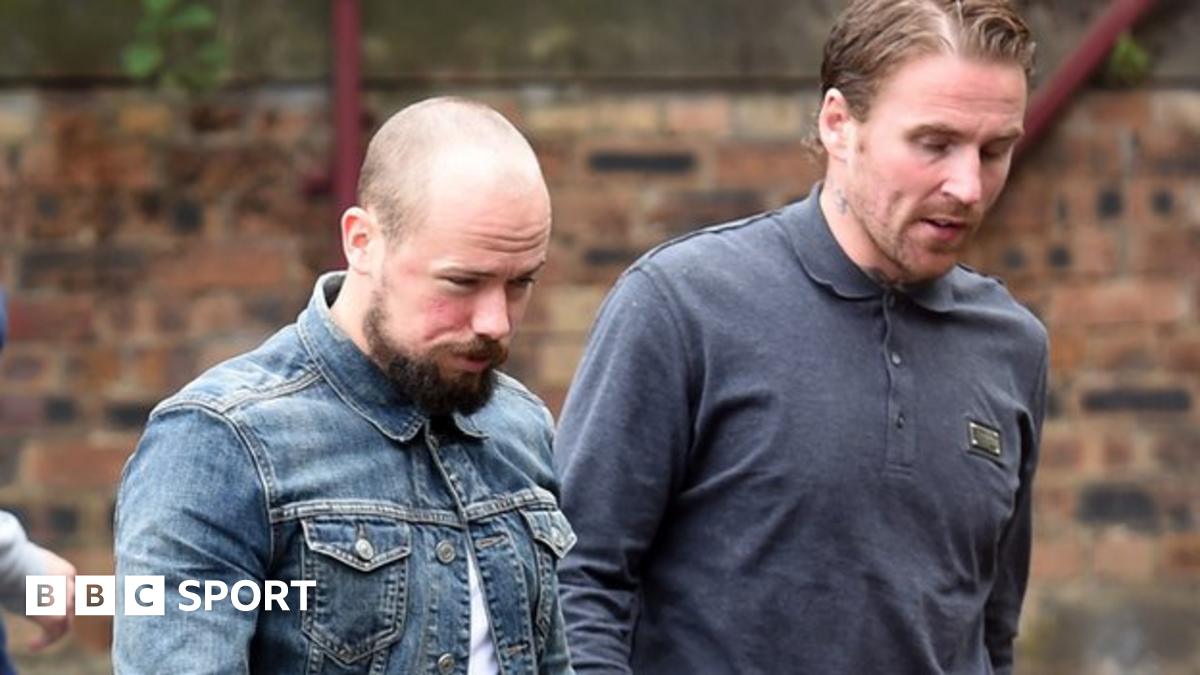 Hearts: Jamie Hamill unhappy as player trio exit Tynecastle - BBC Sport