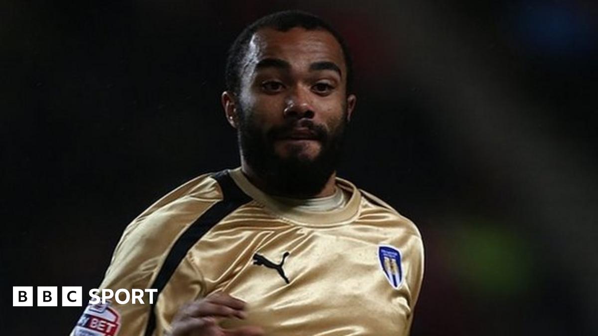 Colchester United deal for winger Dominic Vose - BBC Sport