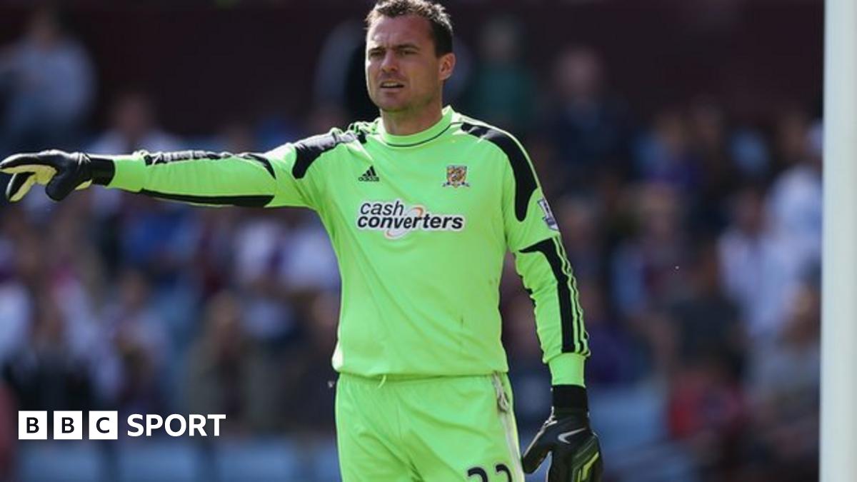 Steve Harper: Hull City goalkeeper agrees new one-year contract - BBC Sport