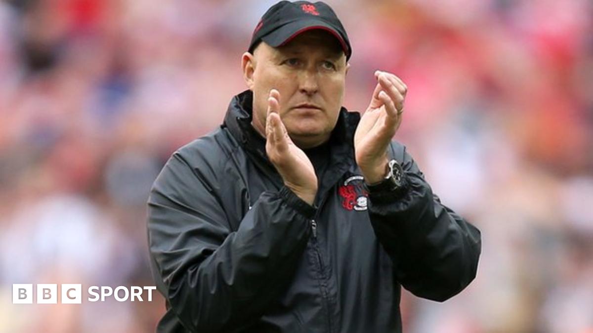 Russell Slade: Leyton Orient must learn from play-off defeat - BBC Sport