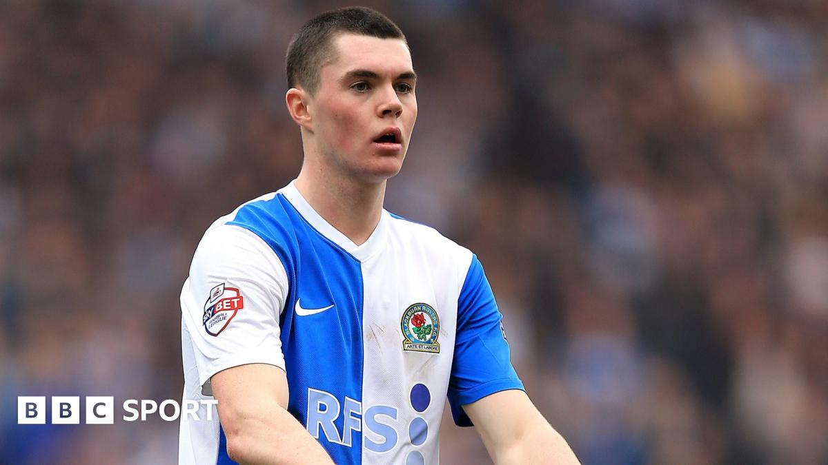 Manchester United's Michael Keane remains Blackburn target - BBC Sport