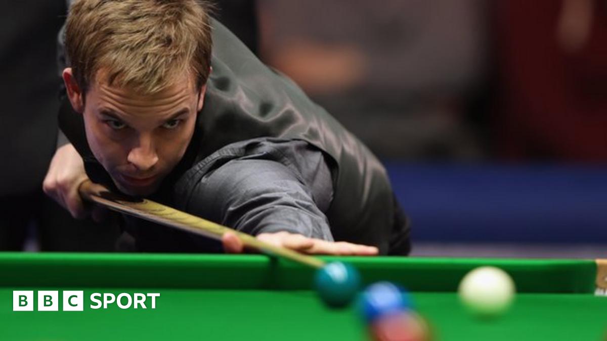 Ali Carter: Snooker player upbeat as he starts lung cancer treatment ...