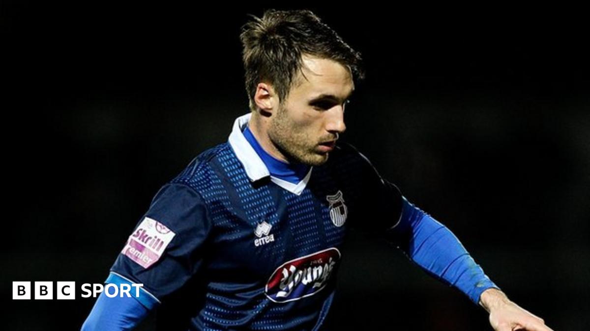 Hibernian: Alex Rodman considers approach but has other options - BBC Sport
