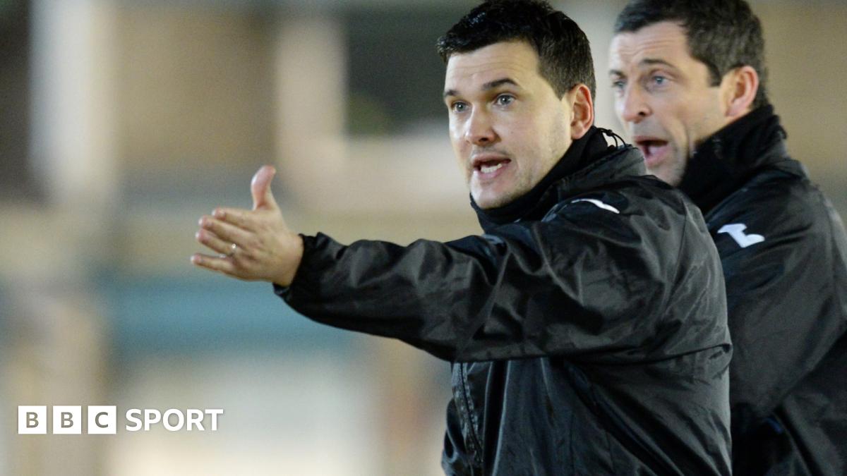 Ian Murray plays down link to Hibernian manager's job - BBC Sport