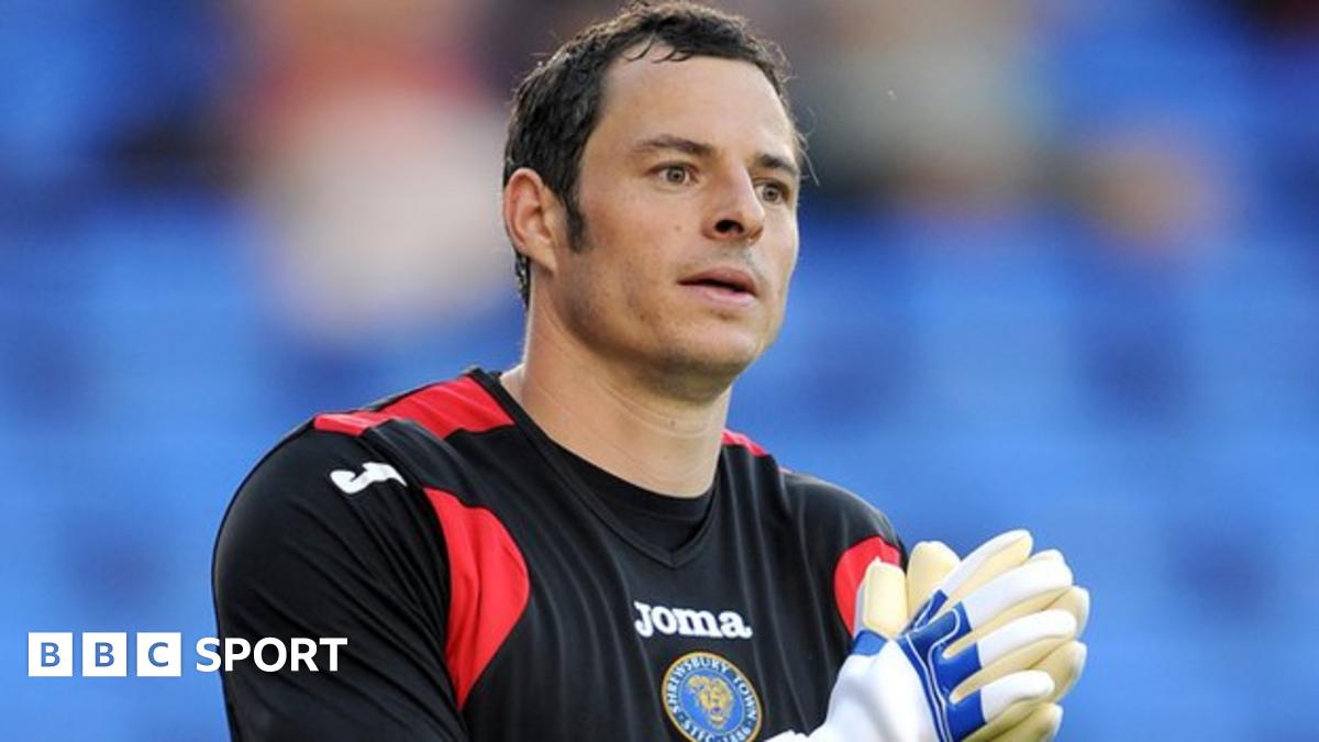 Yeovil Town: Chris Weale returns as Krysiak and Sokolik sign - BBC Sport