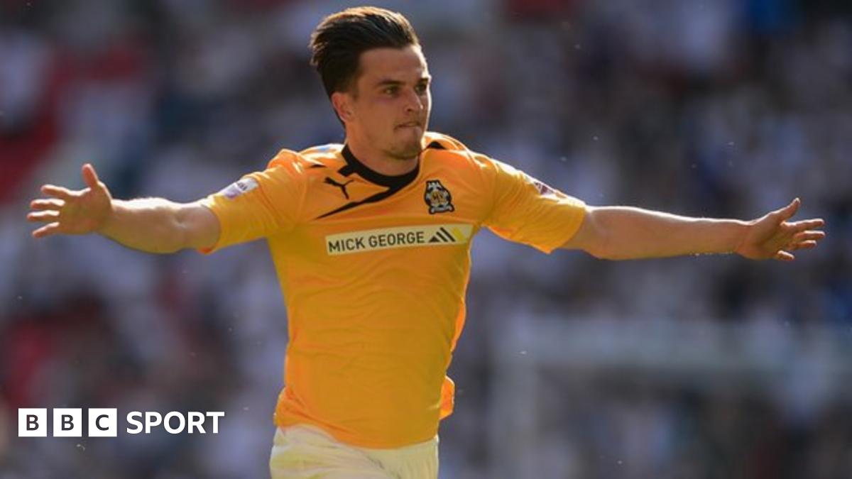 Cambridge United: Ryan Donaldson extends contract - BBC Sport