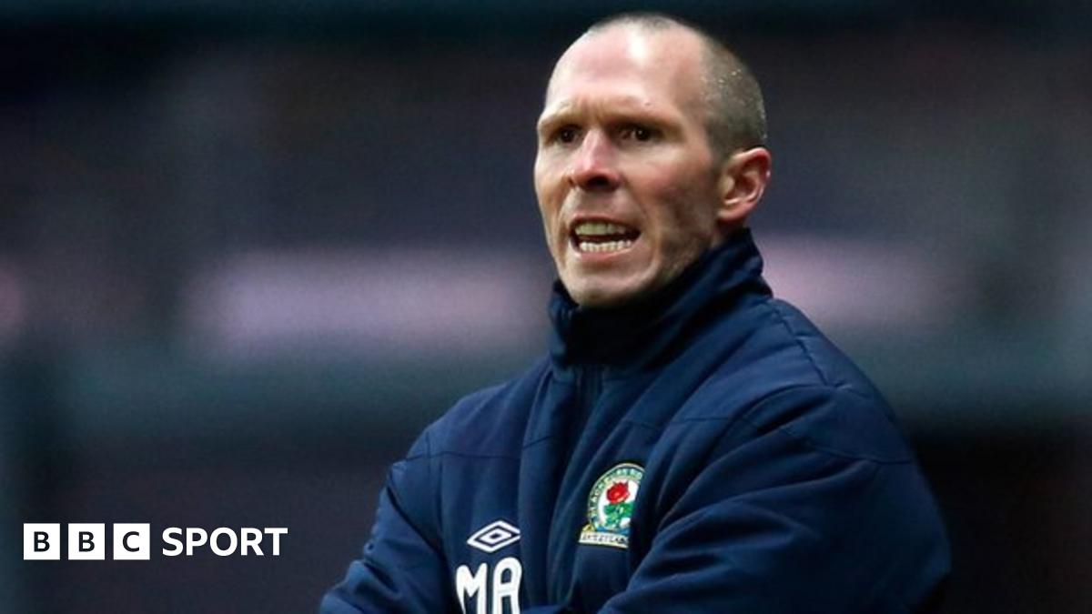 Oxford United: Michael Appleton named head coach in shake-up - BBC Sport