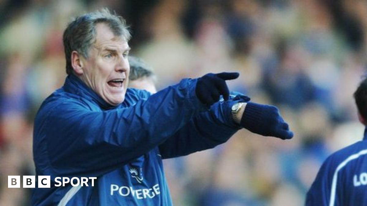 Everton: Joe Royle joins Roberto Martinez's backroom staff - BBC Sport