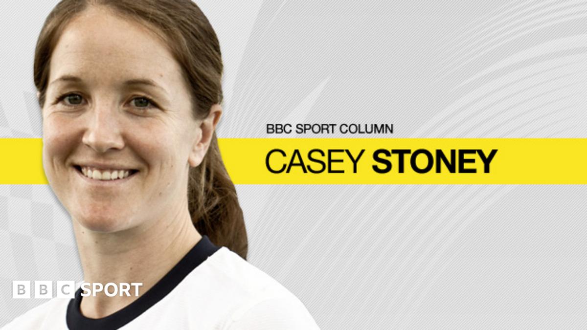 Casey Stoney: Why being a gay mum can help my England career - BBC Sport