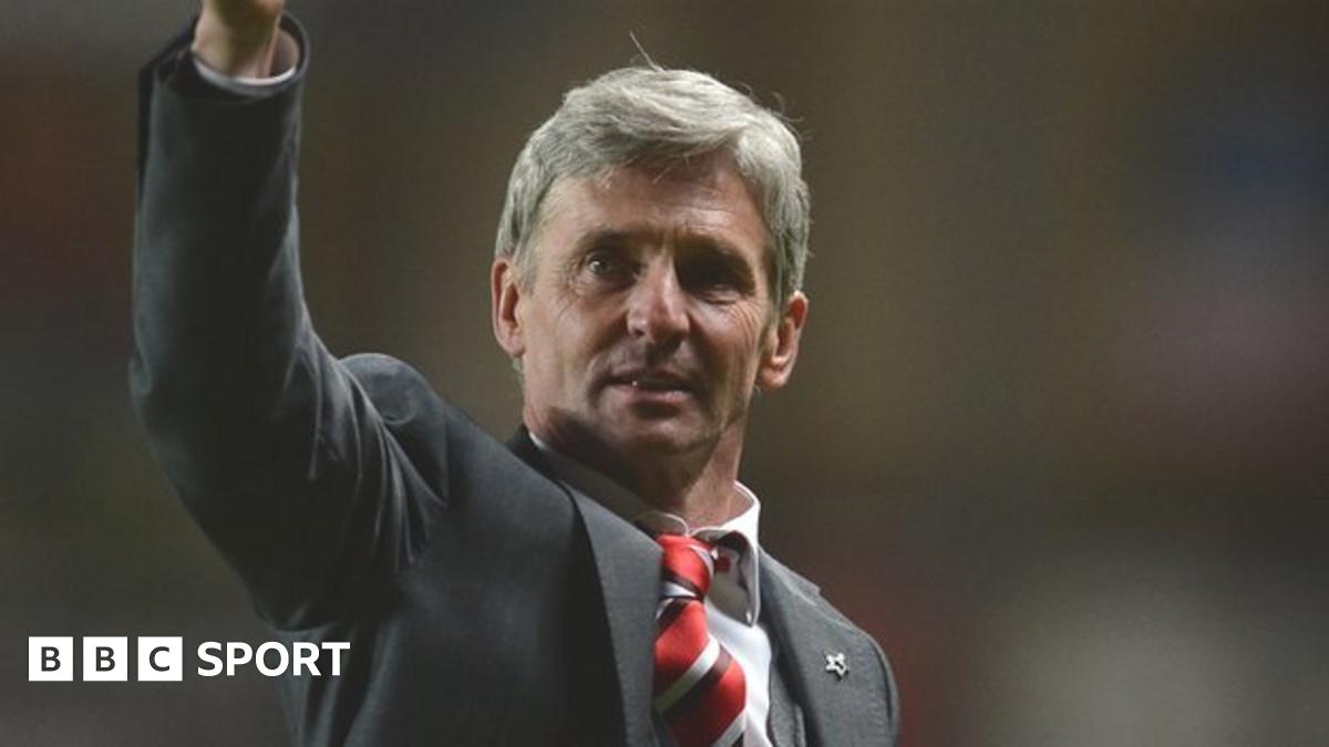 Blackpool: Karl Oyston says club will build a competitive squad - BBC Sport