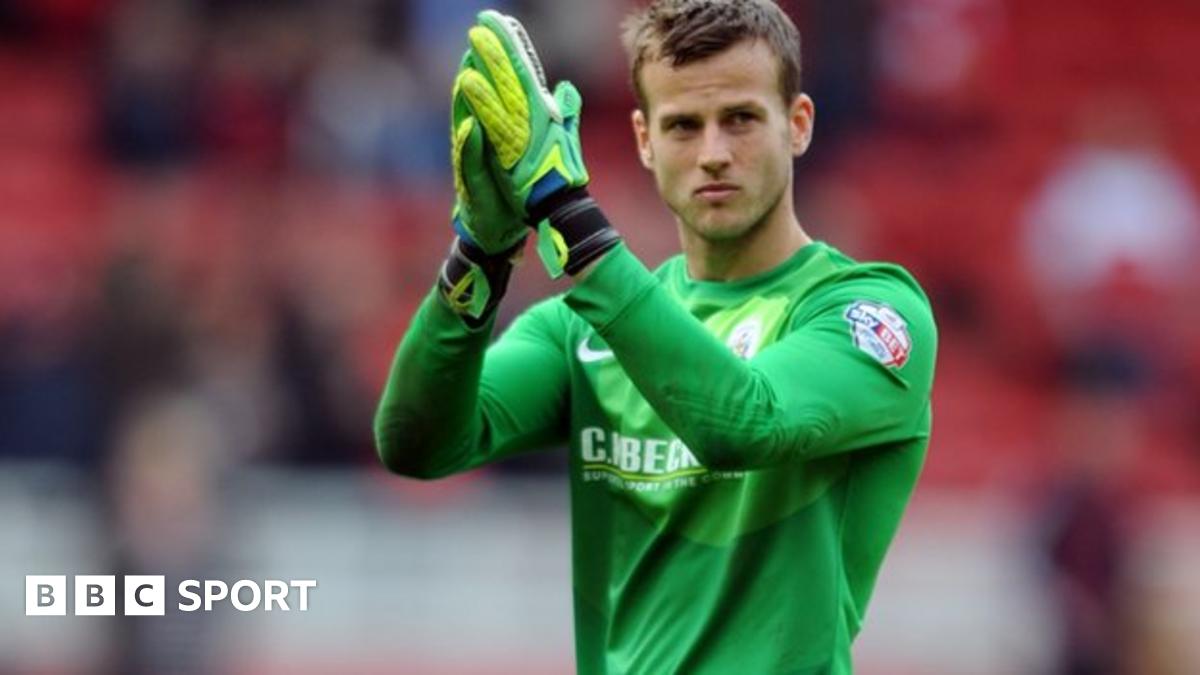 Luke Steele: Barnsley goalkeeper joins Panathinaikos - BBC Sport