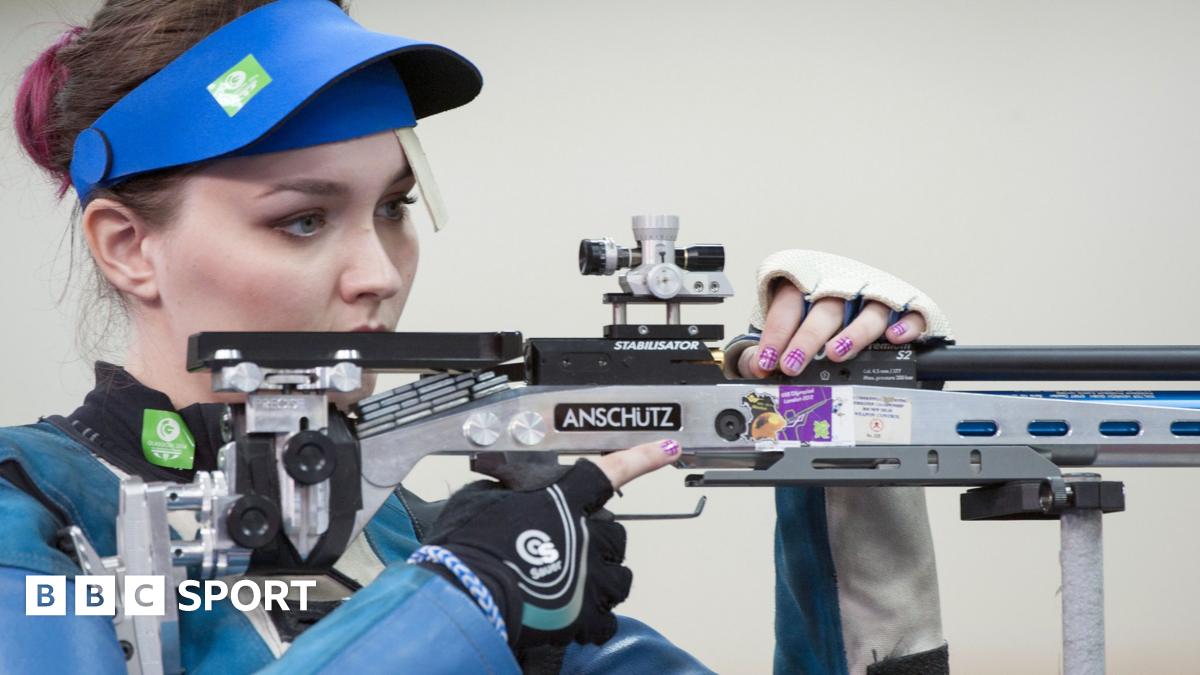 Glasgow 2014: Jen McIntosh takes bronze in 50 prone rifle - BBC Sport