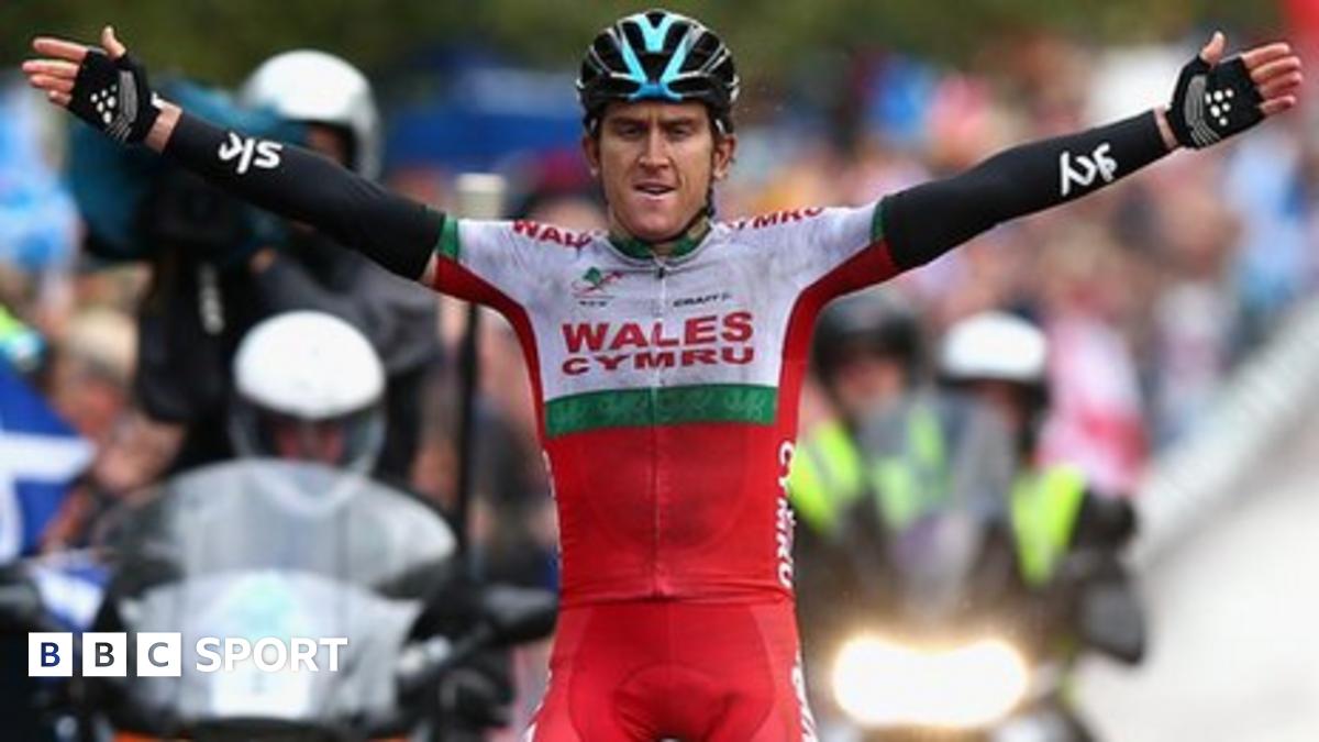 Glasgow 2014: Geraint Thomas wins gold in men's road race - BBC Sport