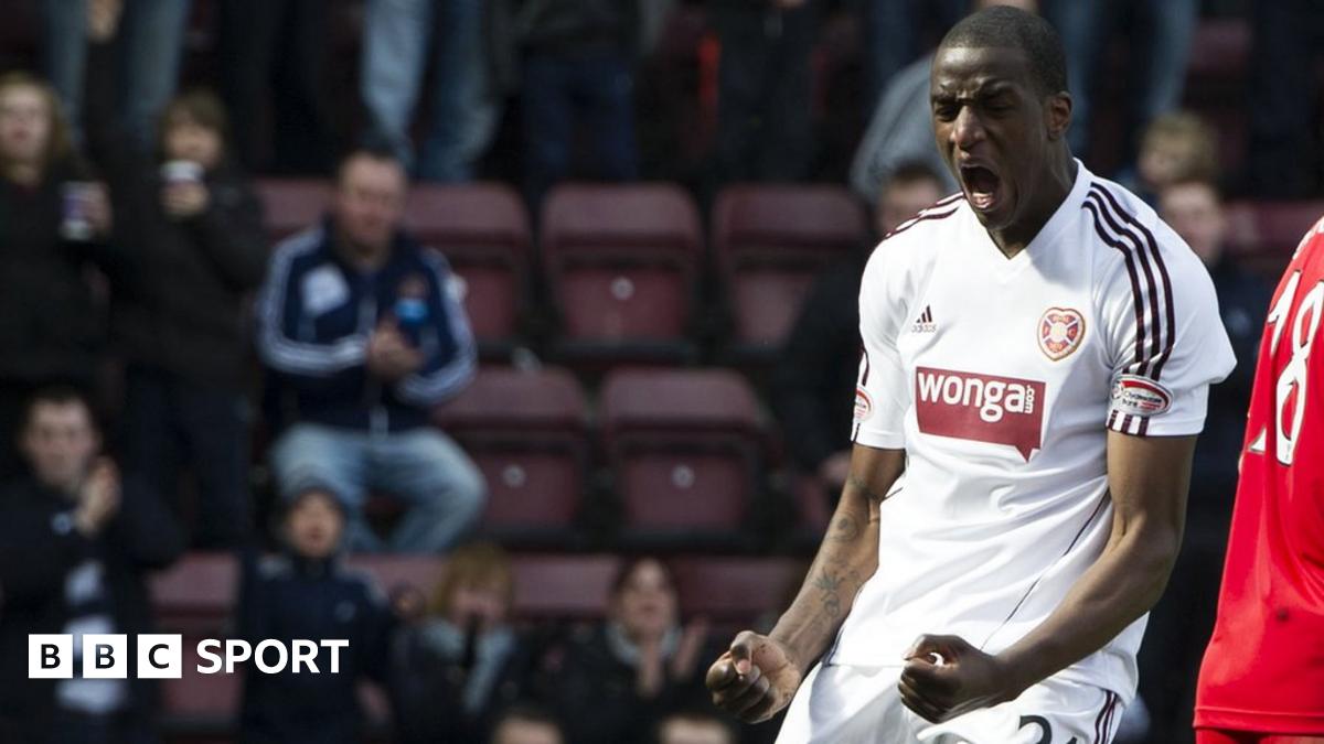 Michael Ngoo: Kilmarnock sign striker on two-year deal - BBC Sport