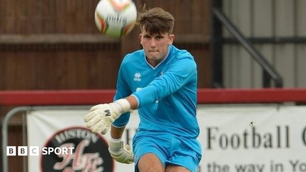 Truro City: Steve Tully frustrated after 1-1 draw with Cambridge City ...