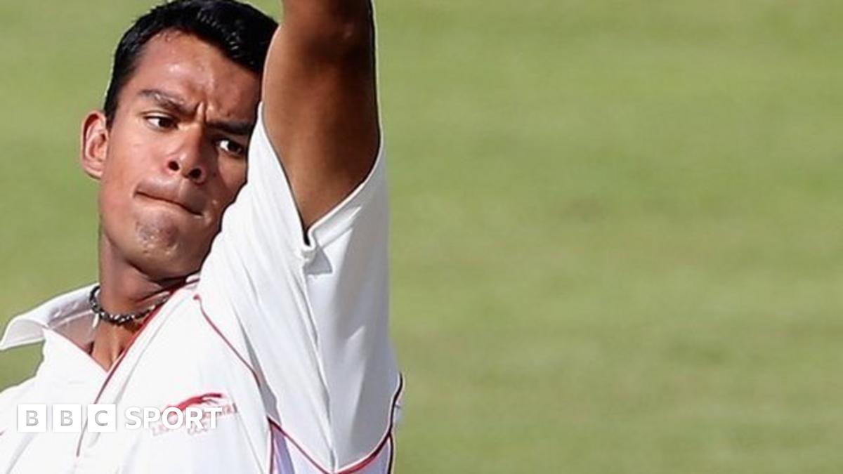 Shiv Thakor: Derbyshire sign Leicestershire all-rounder - BBC Sport
