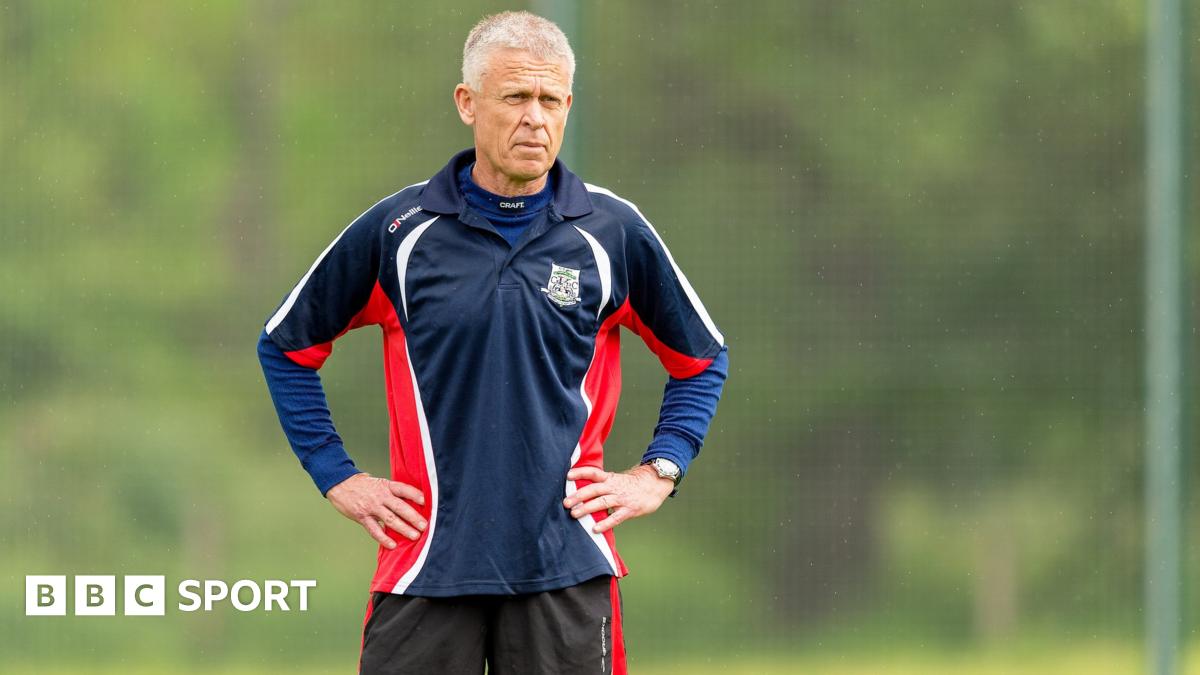 Shinty owes a debt to fitness champion Neil Bowman - BBC Sport