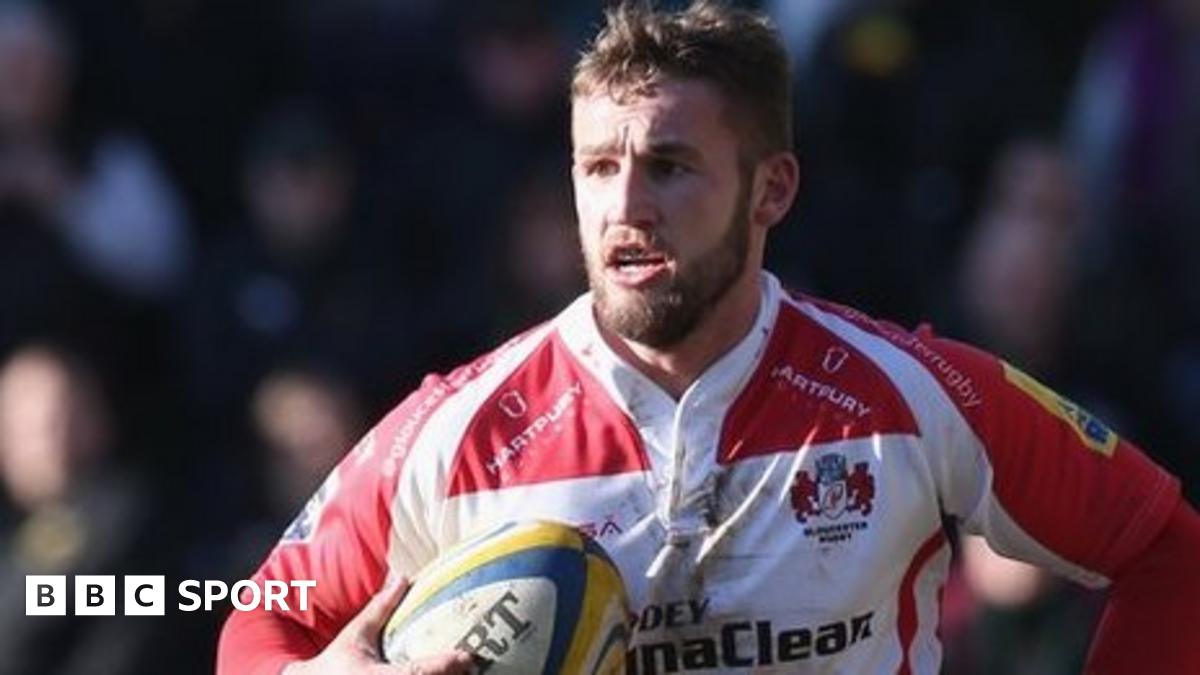 Full-back Martyn Thomas heads for France - BBC Sport