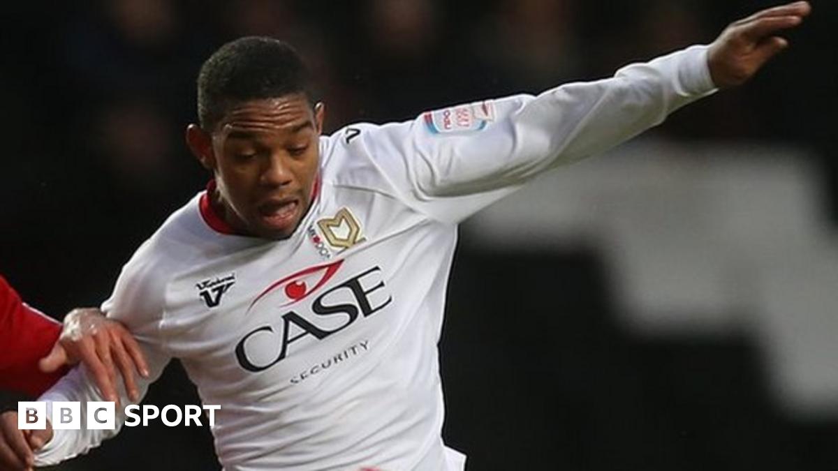 Angelo Balanta: Bristol Rovers sign former QPR winger - BBC Sport