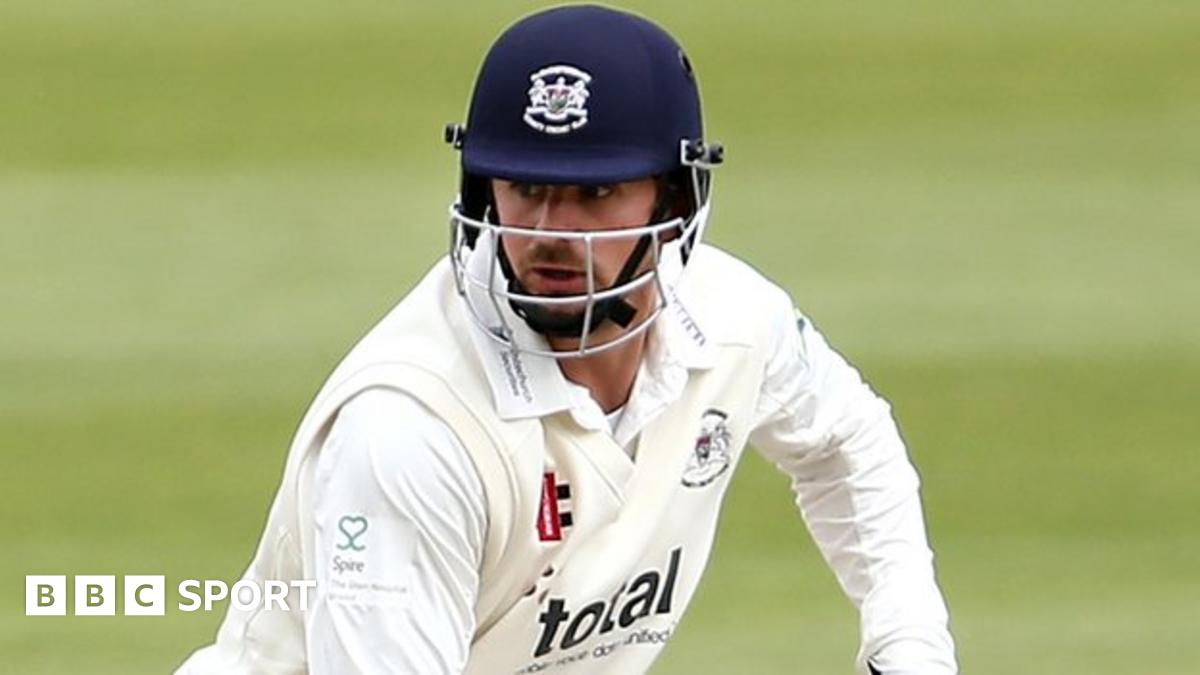 Alex Gidman: Worcestershire sign former Gloucestershire skipper - BBC Sport