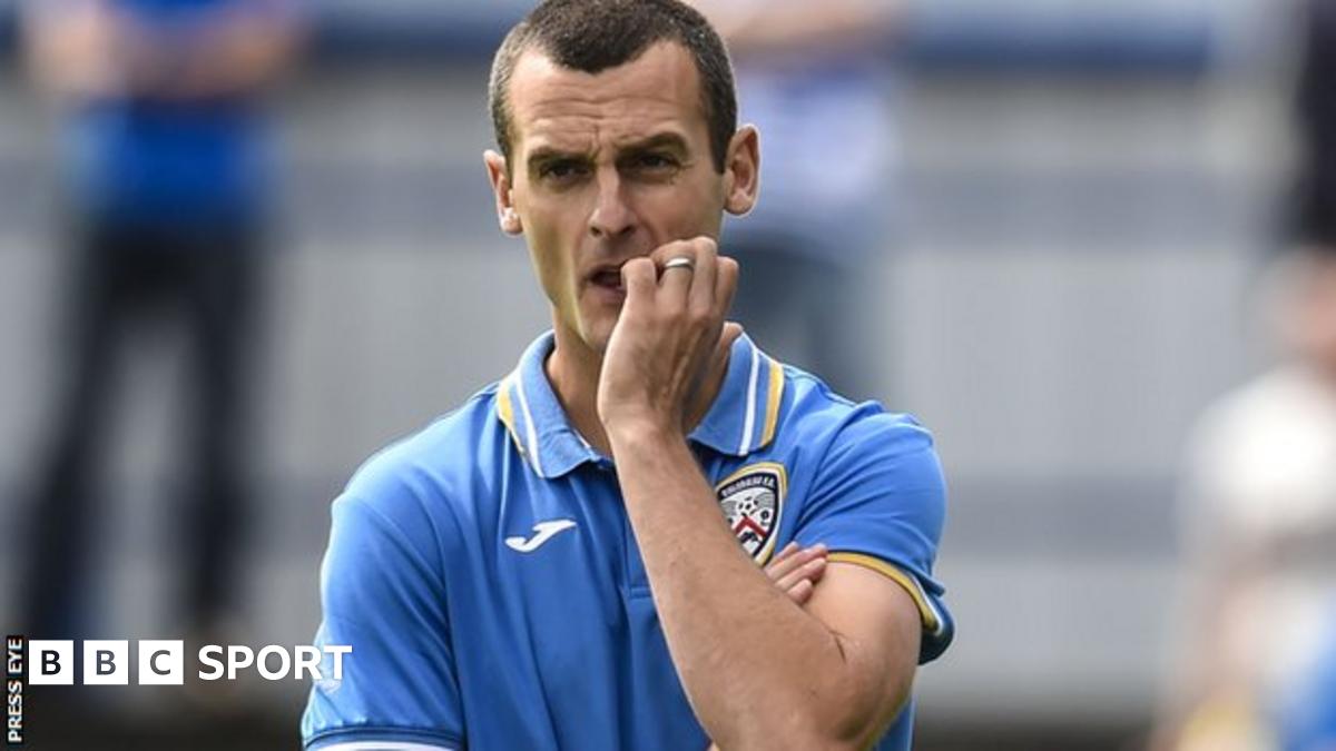Bannsiders board gives backing to boss Oran Kearney - BBC Sport