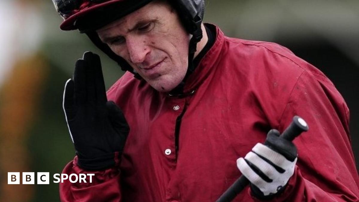AP McCoy injury: Champion jockey will miss Cheltenham racing - BBC Sport