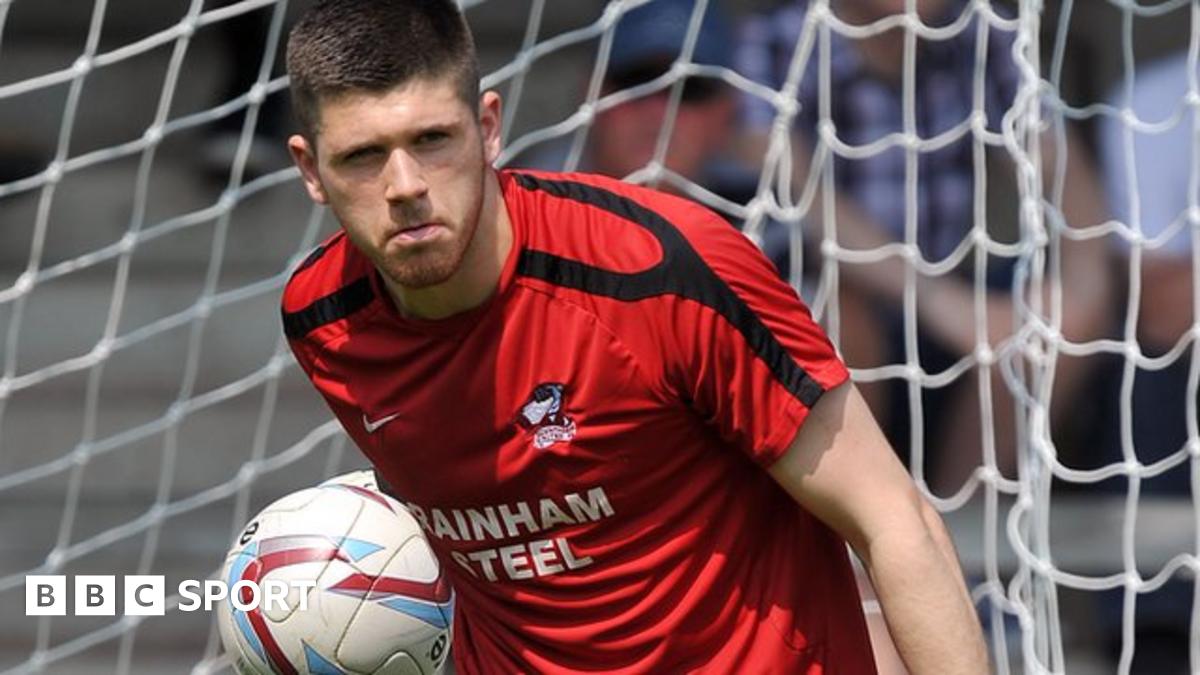 James Severn: Alfreton sign Scunthorpe goalkeeper - BBC Sport