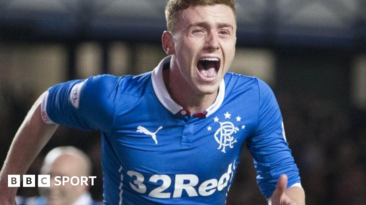 Scotland: Rangers' Lewis Macleod given first squad call - BBC Sport