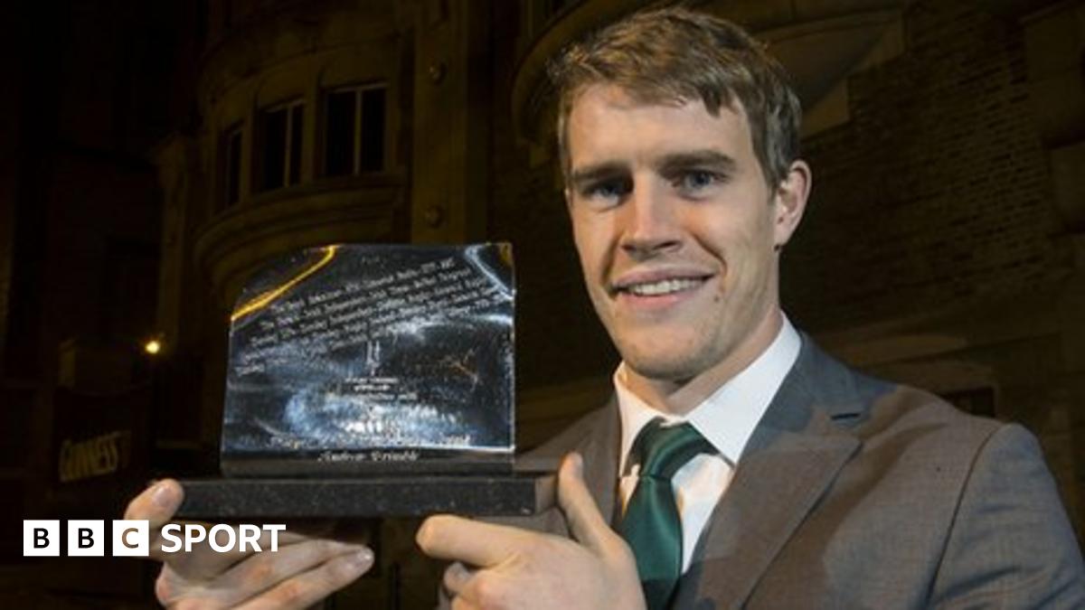 Ireland winger Andrew Trimble wins player of year award - BBC Sport