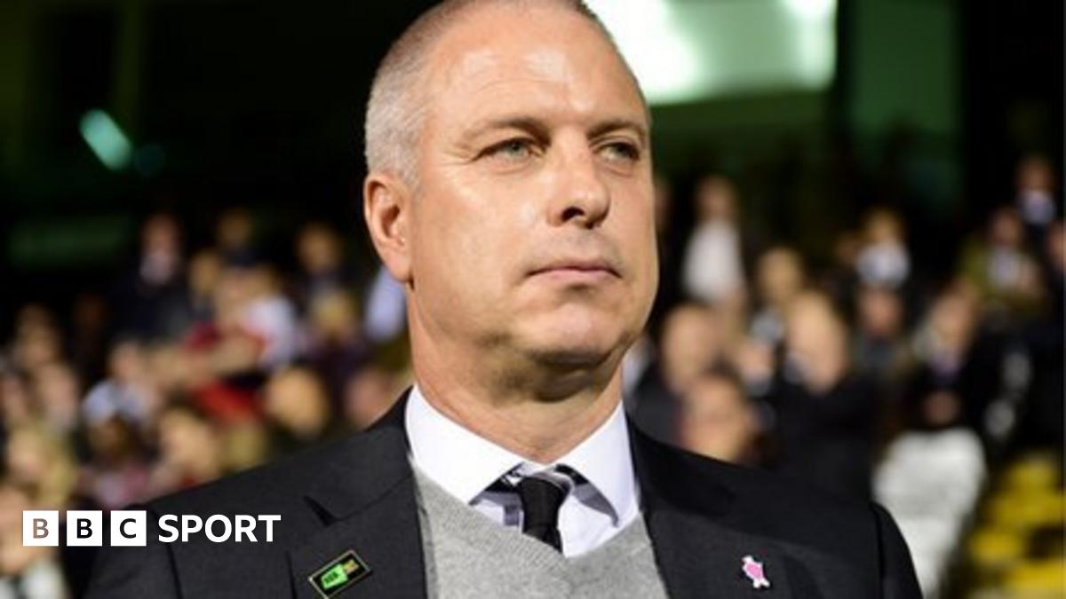 Kit Symons: Fulham manager in no rush to add to coaching staff - BBC Sport