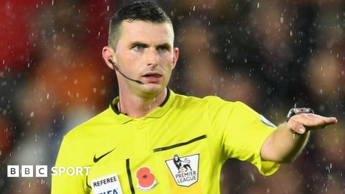 'Kitchen insult': Premier League referee quits County FA role - BBC Sport