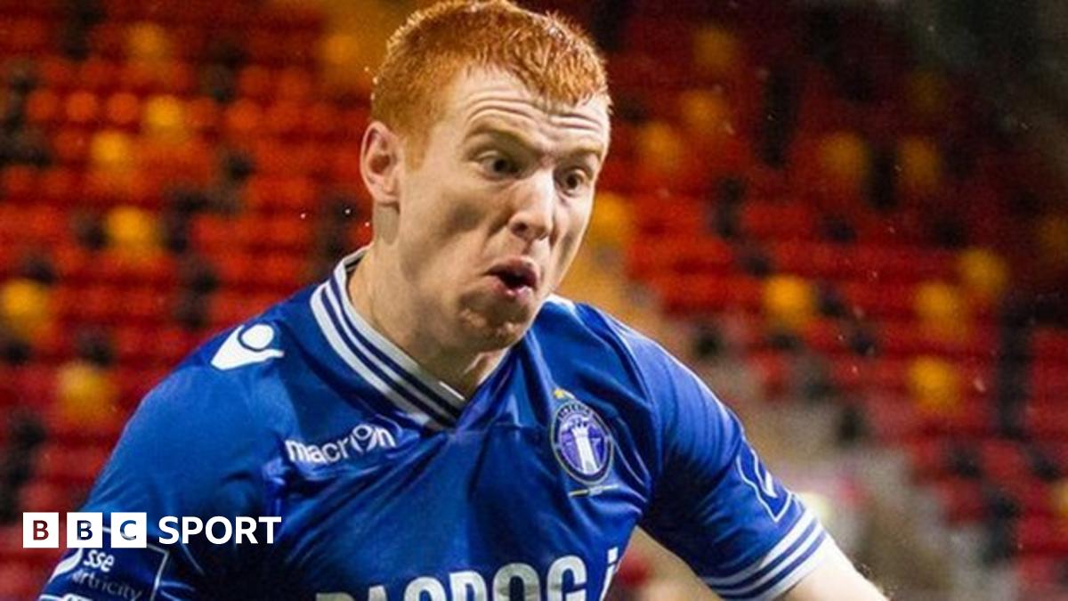 Rory Gaffney: Limerick striker to join Cambridge in January - BBC Sport