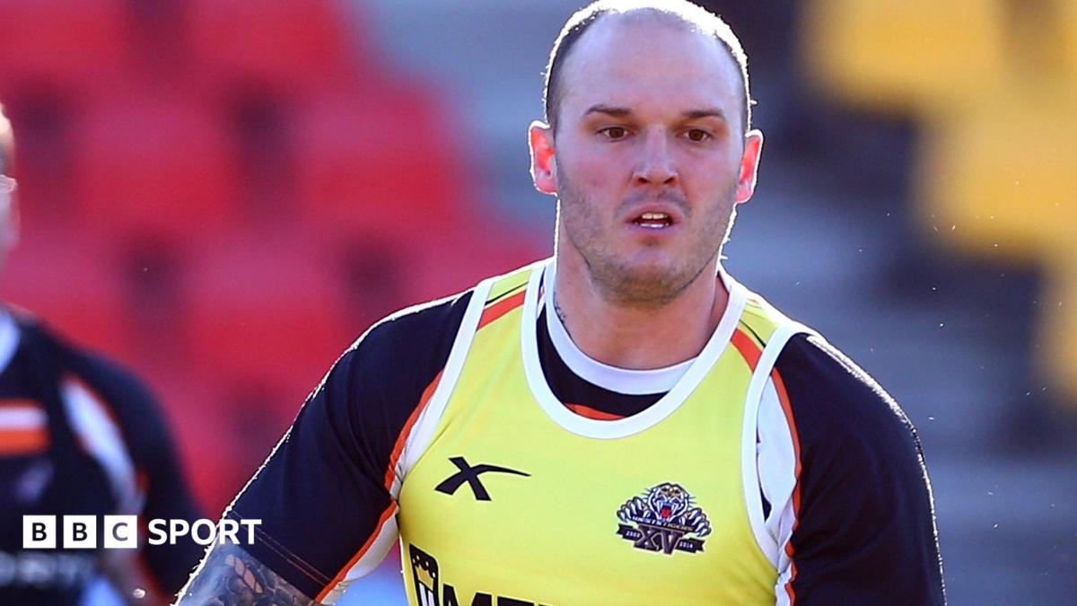 Salford Red Devils: Cory Paterson open to boxing return - BBC Sport