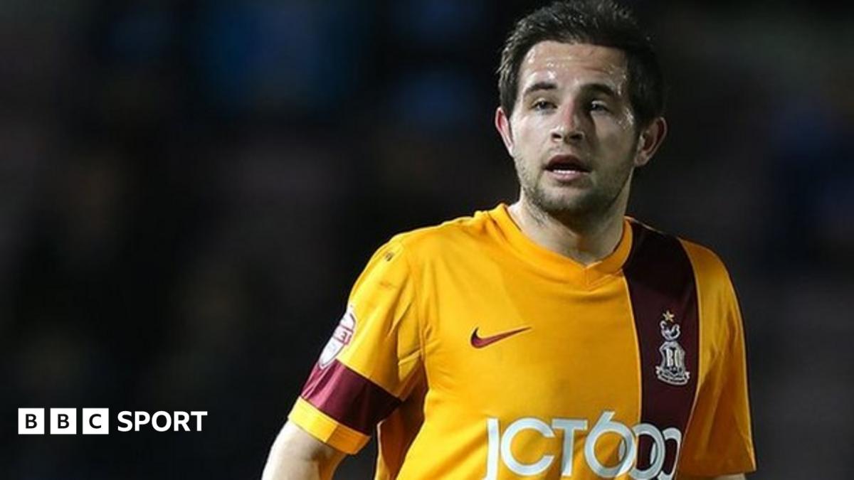 Matthew Dolan: Hartlepool United sign Bradford City midfielder - BBC Sport