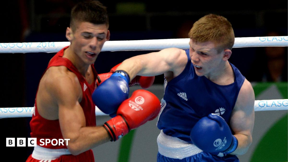 Charlie Flynn suited to pro boxing, says Alex Arthur - BBC Sport
