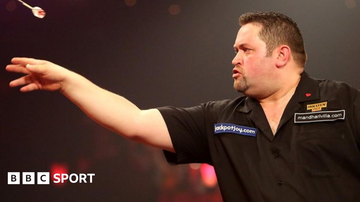 BDO World Championship: Alan Norris knocked out by Darryl Fitton - BBC ...