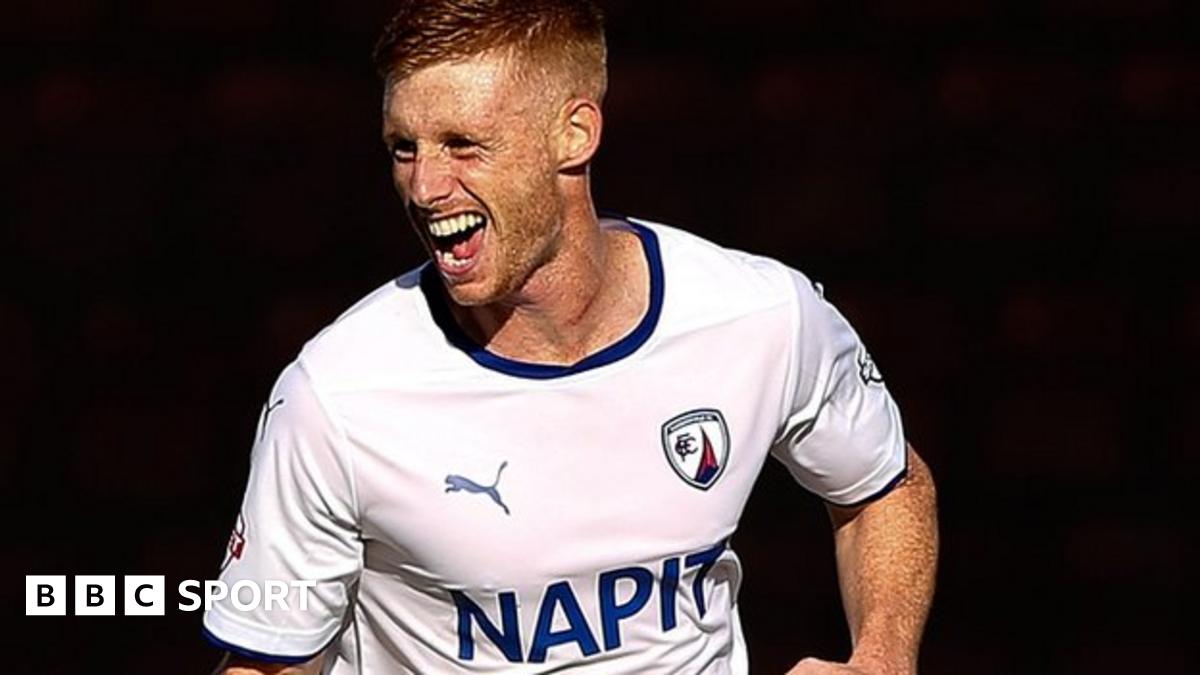 Eoin Doyle: Chesterfield boss Paul Cook unhappy with speculation - BBC ...