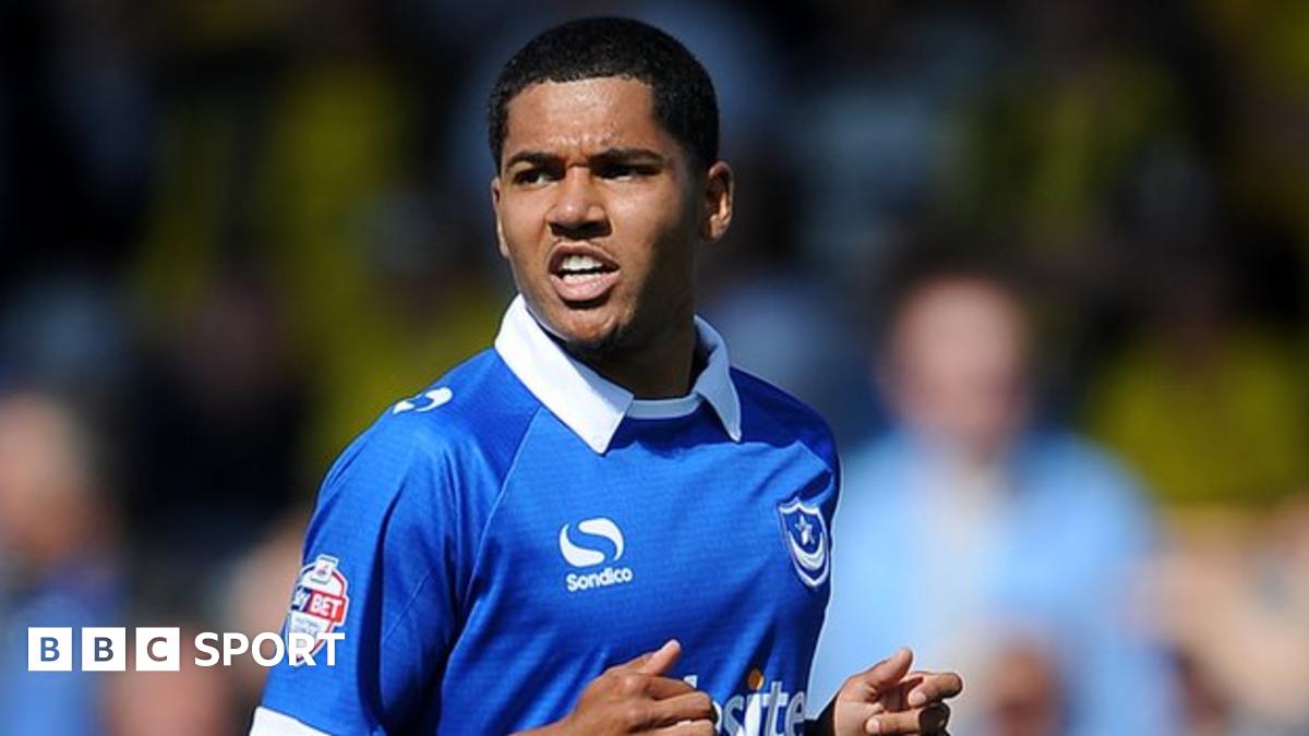 Alex Wynter and Kaspars Gorkss get Colchester United deals - BBC Sport